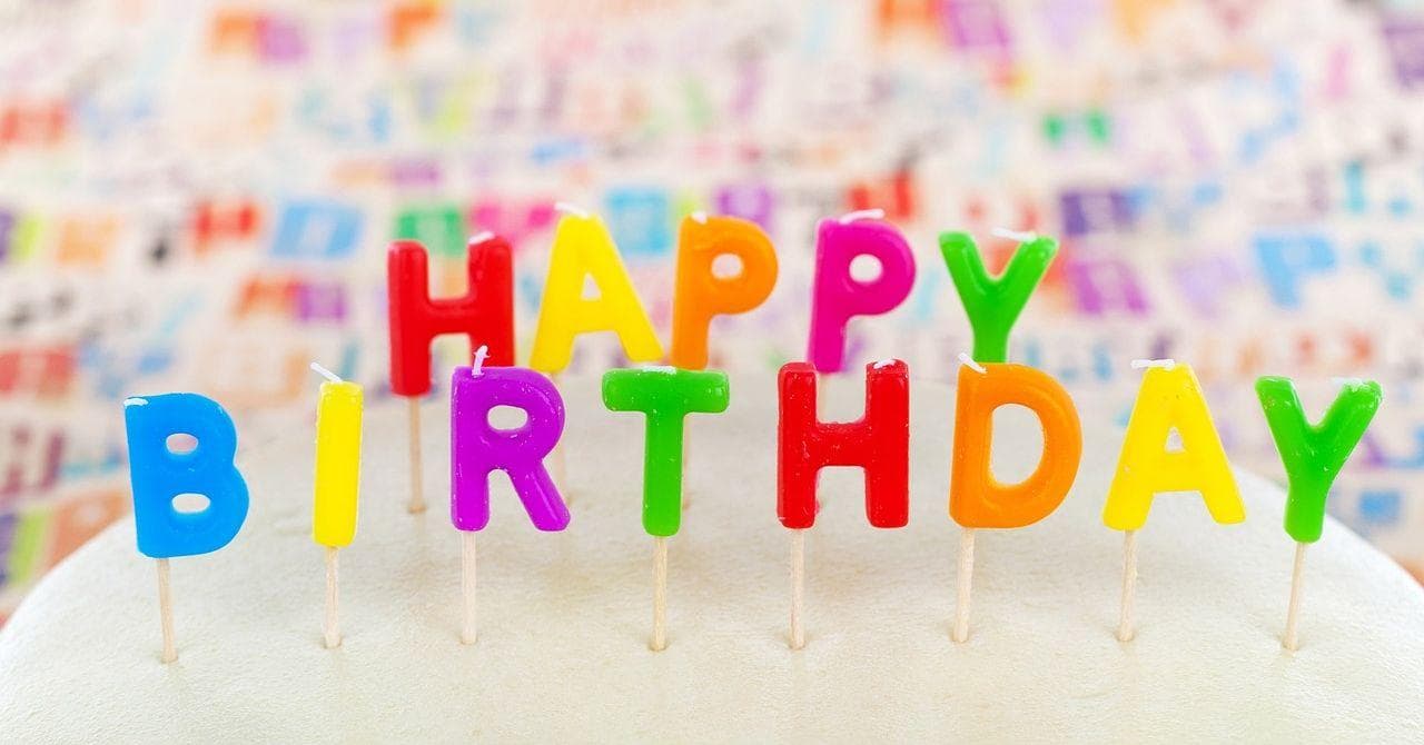 50+ Famous People Born On February 19