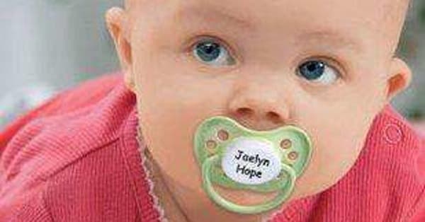 Best Pacifier Brands | Top Brands of Pacifiers