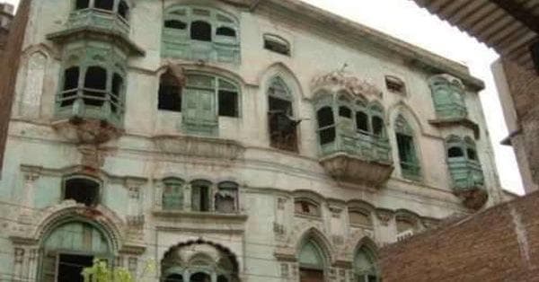 Anari Cast List: Actors and Actresses from Anari