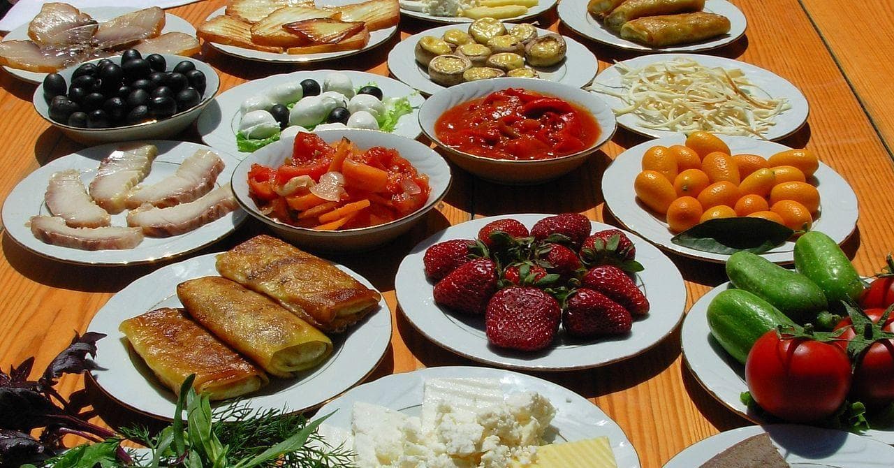 People Share Times They Encountered Unusual Food Practices