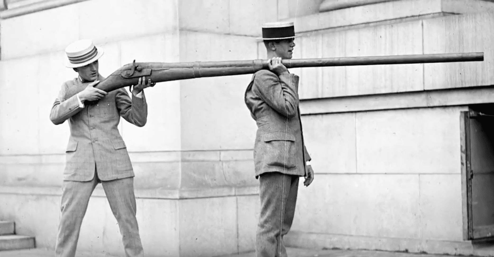 Why The Government Outlawed The 8-Foot Punt Gun