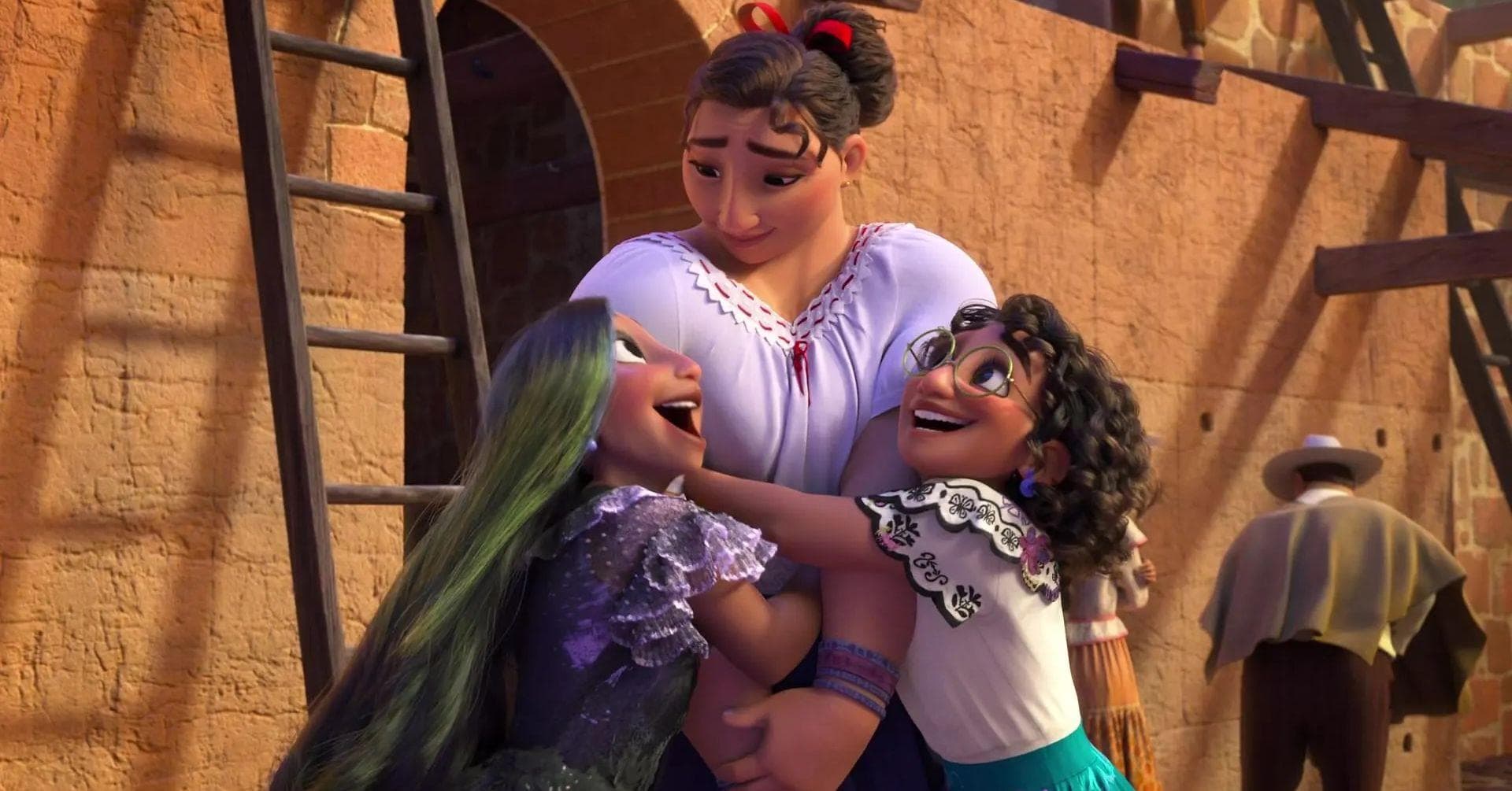 15 Fan Theories About The Women In 'Encanto' That Actually Make A Lot ...