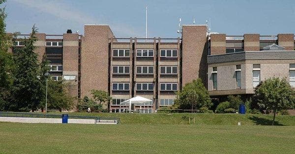 Famous Alumni of University Of Kent | Celebrities Who Graduated/Went to ...