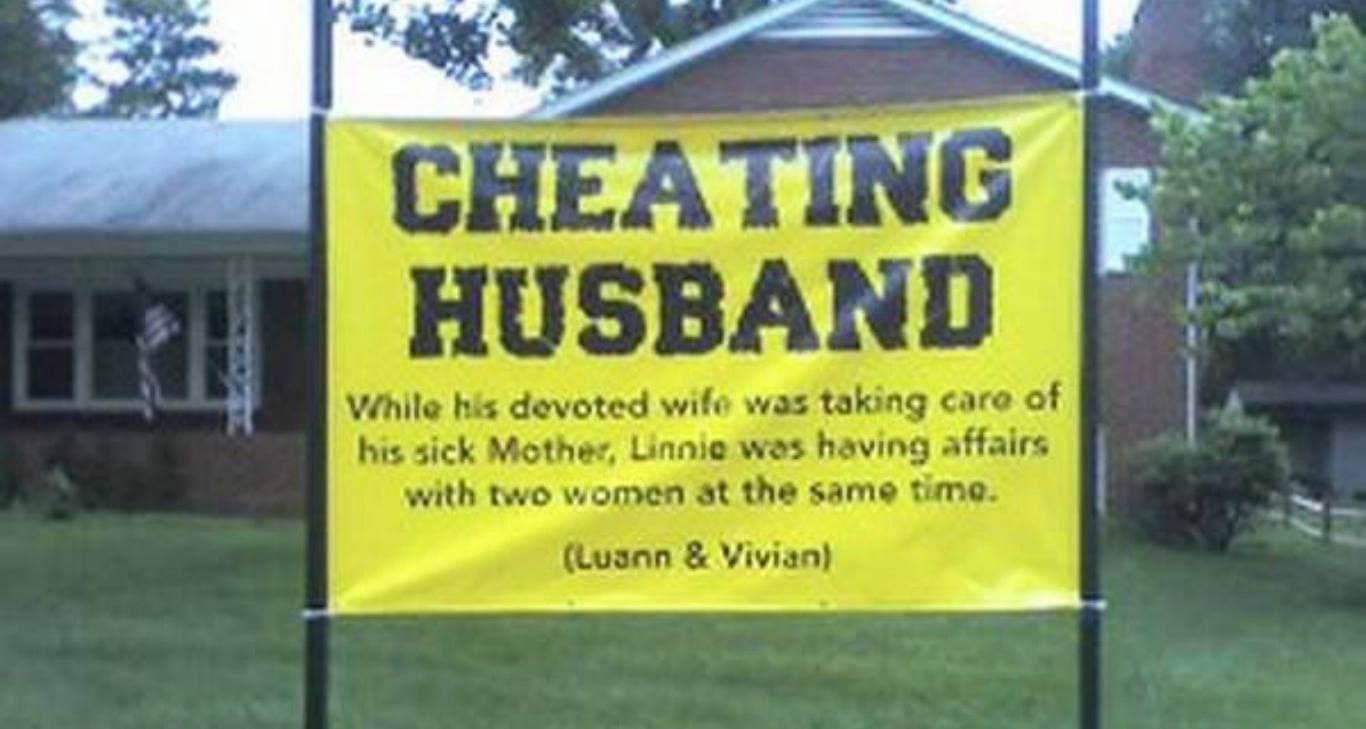 33 Funny Yard Sale Signs That Are Too Good (Photos)