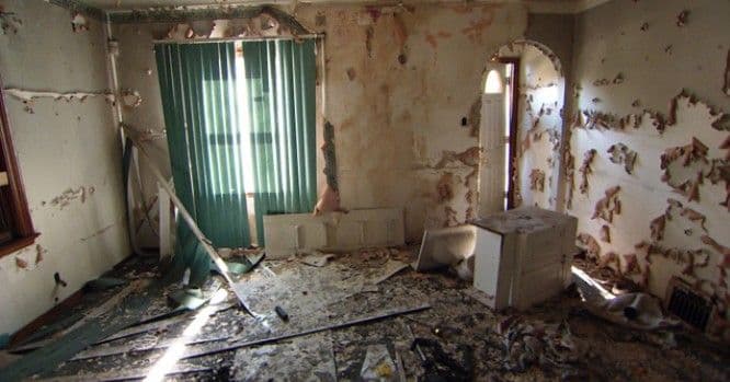 10 Creepy Houses That Serial Killers Lived In