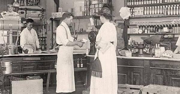 18 Shocking Things You Could Buy For A Dollar in 1900