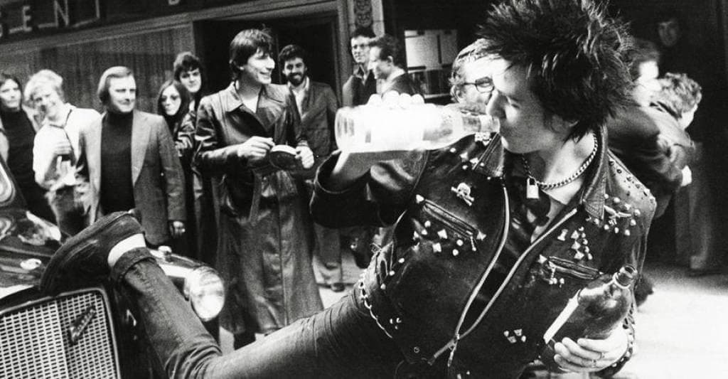 Sid Vicious's Life Was Just As Messed Up As His Death