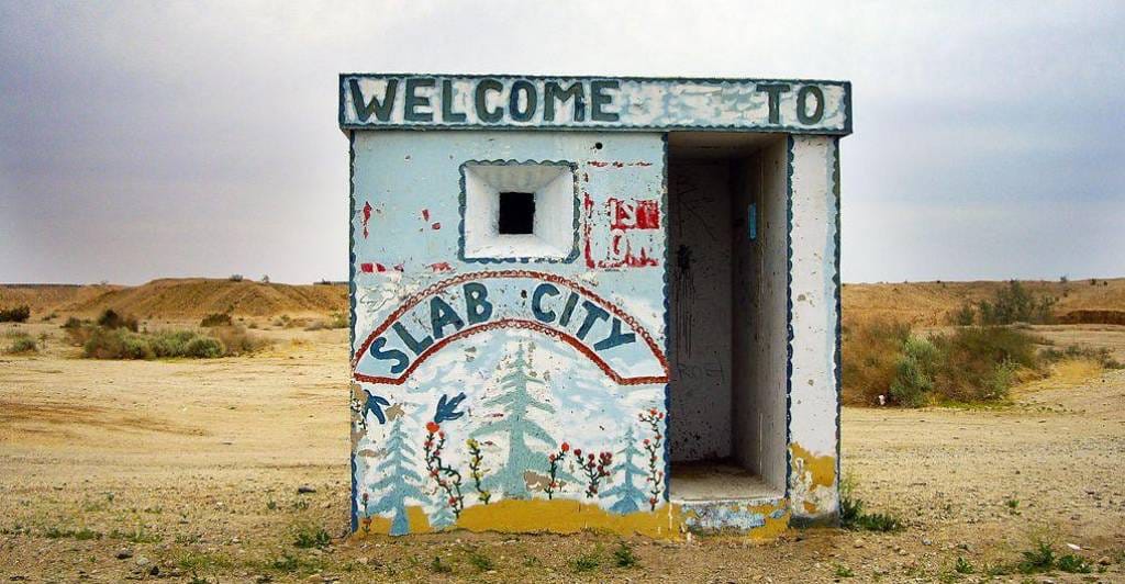 Slab City Is An Uncontrolled Off-Grid Desert City And Its Resident ...