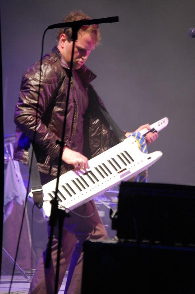 Greatest Keytarists of All Time | List of the Best Keytar Players In ...