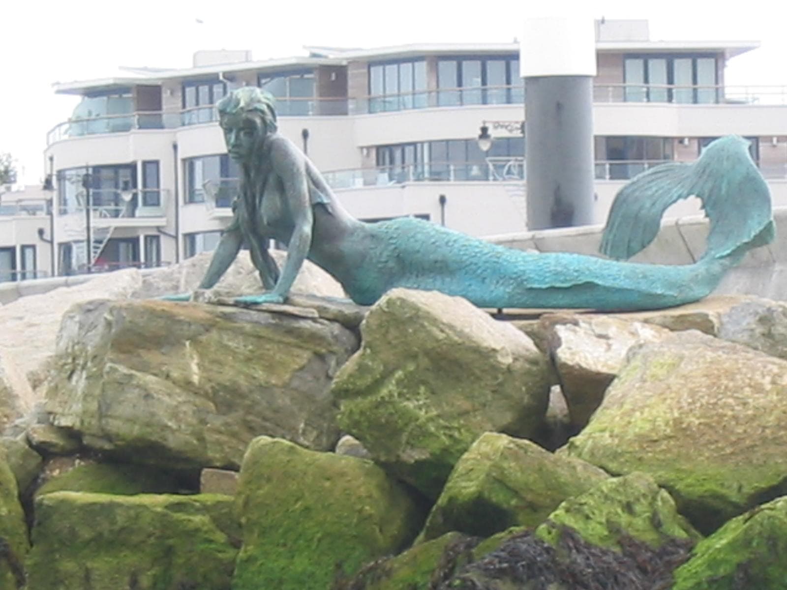 List of 100+ Famous Female Swimmers