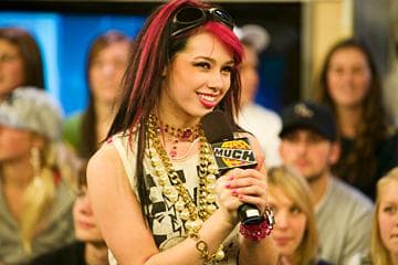 Famous Female Songwriters | List of Top Female Songwriters