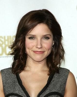 The 24 Most Adorable Celebrity Women With Dimples