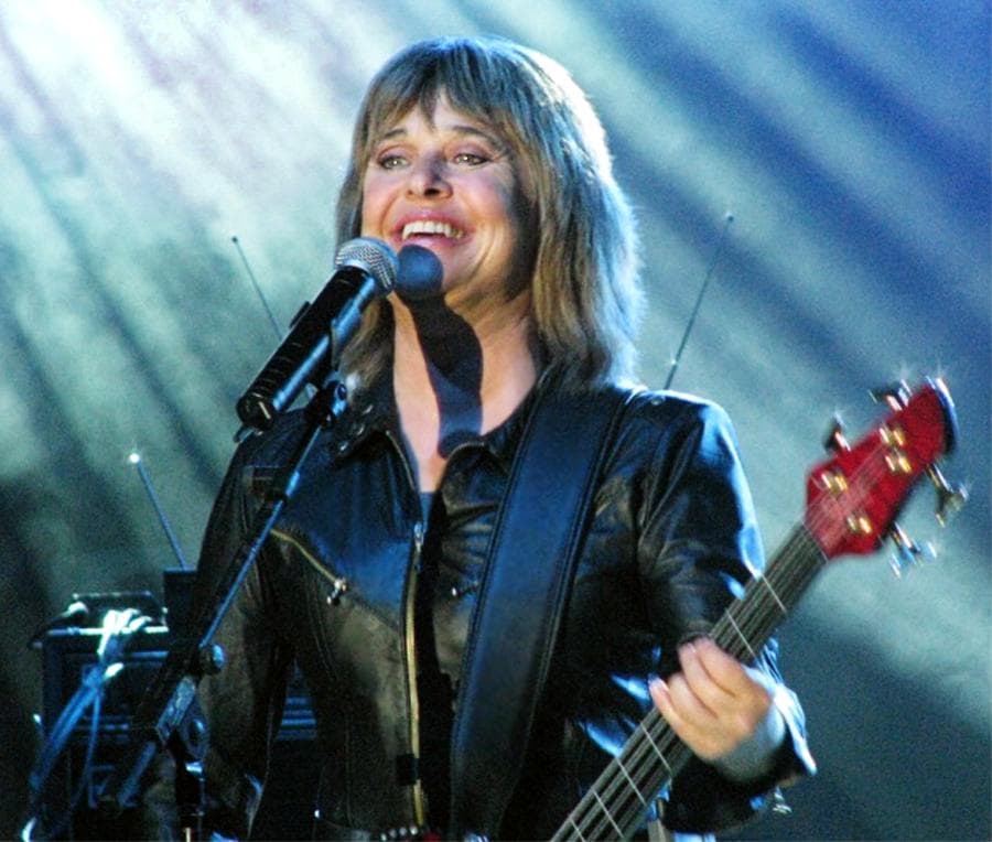 List of 40+ Famous Female Bassists