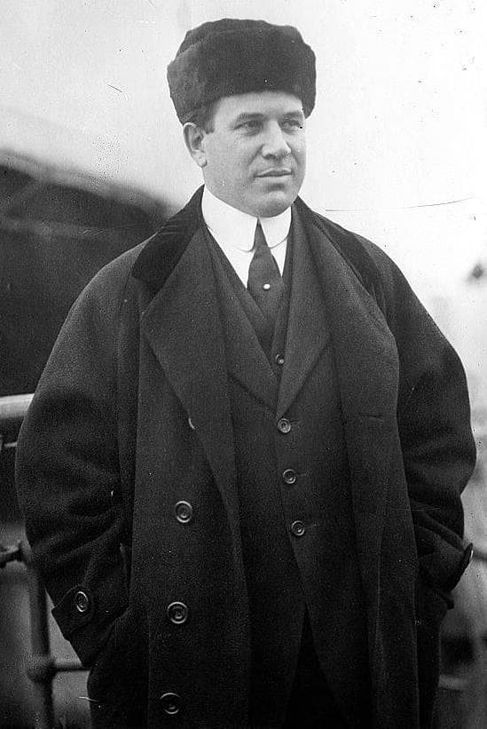 Famous Male Opera Singers | List of Best Male Opera Singers