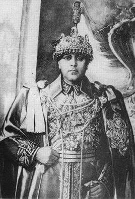 Famous People From Nepal | List of Celebrities Born in Nepal