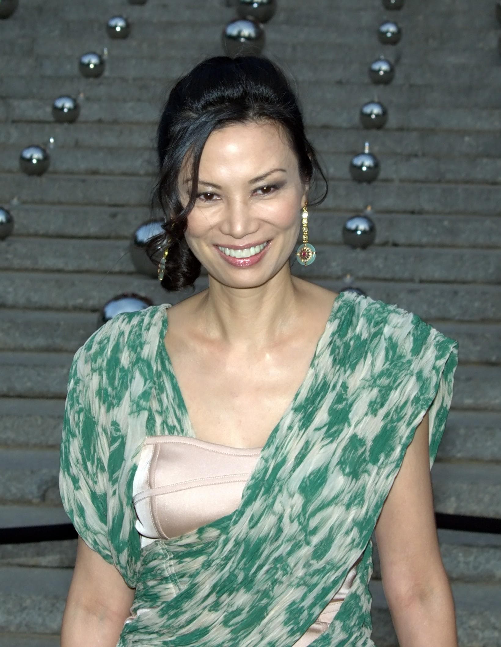 The Most Beautiful Trophy Wives of Billionaires, Ranked By Fans