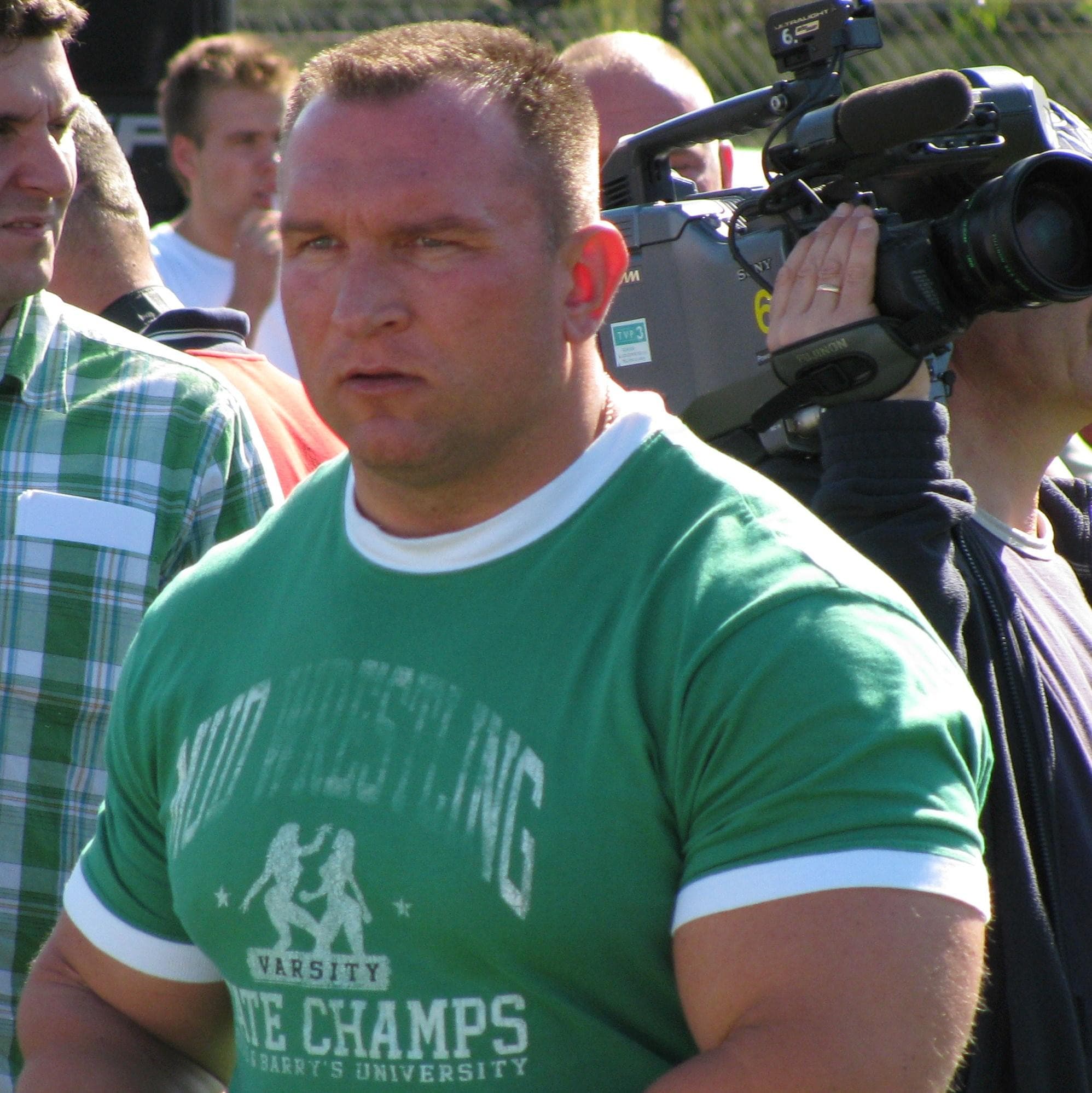 Famous Male Strongmen | List of Top Male Strongmen