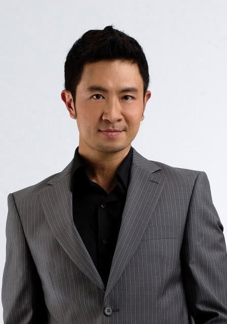 Famous Singaporean TV Actors | List of TV Stars from Singapore