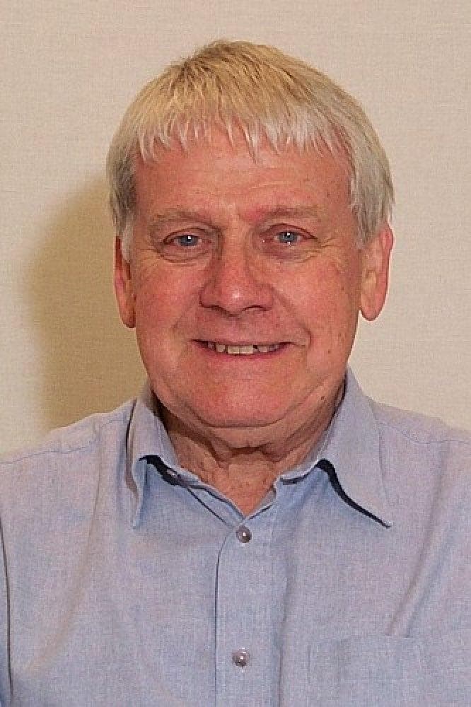 Famous People From Leeds | List of Celebrities Born in Leeds