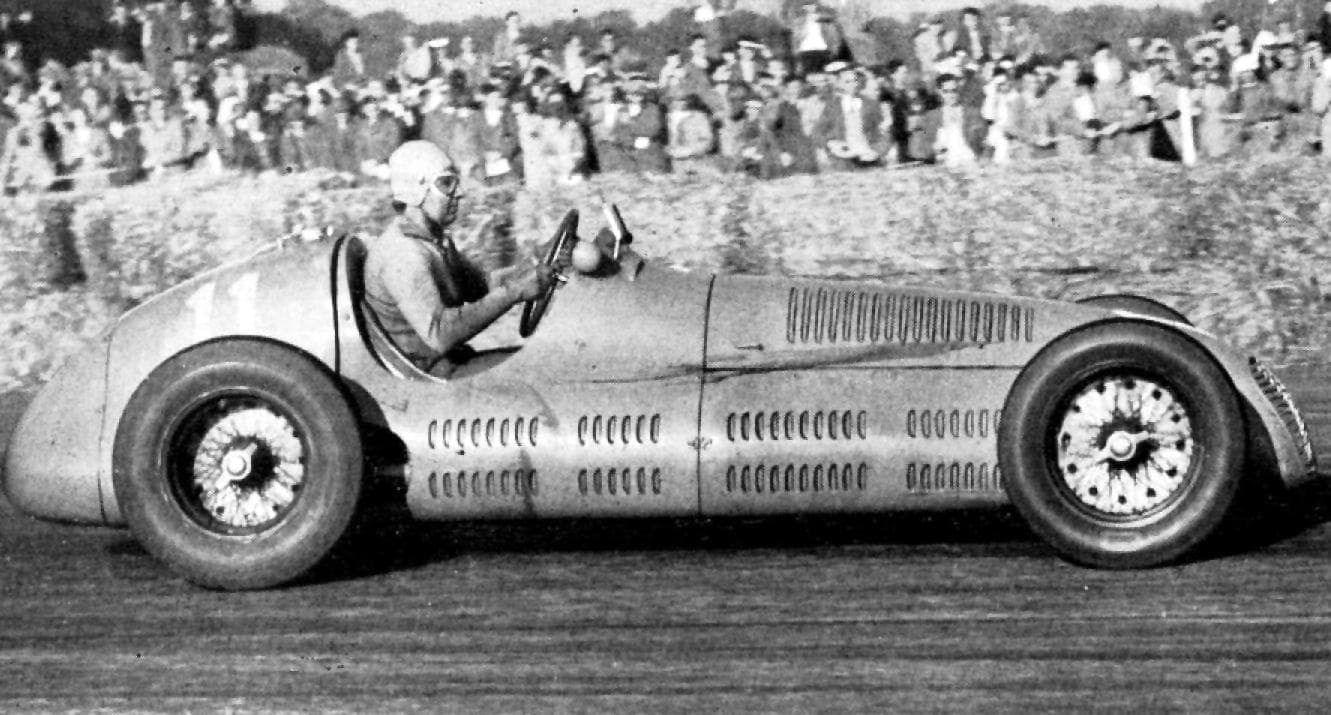 Famous Racecar Drivers from Italy | List of Top Italian Racecar Drivers