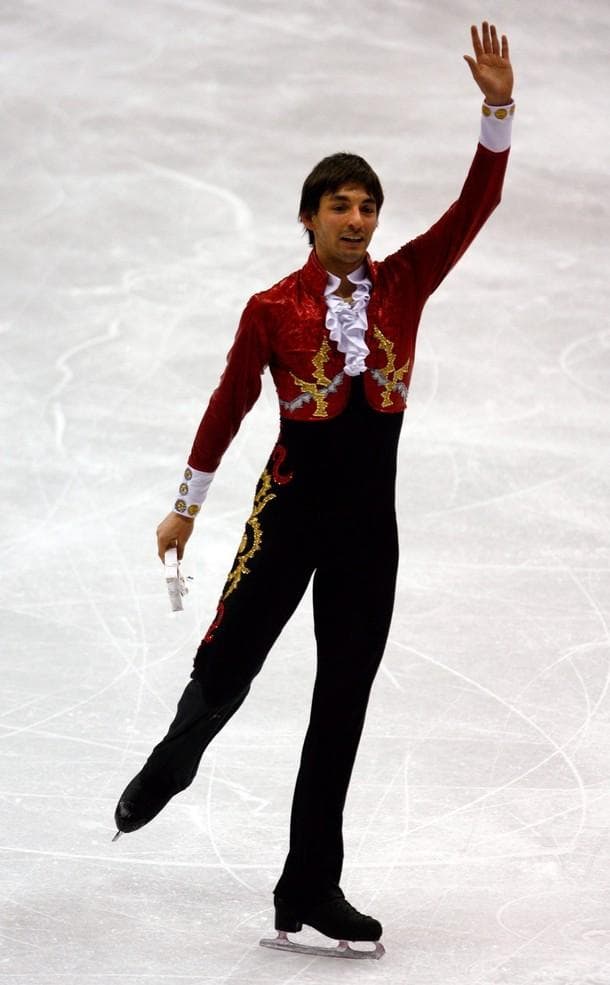 Celebrities Born in 1985 | List of Famous Men & Women Born in 1985