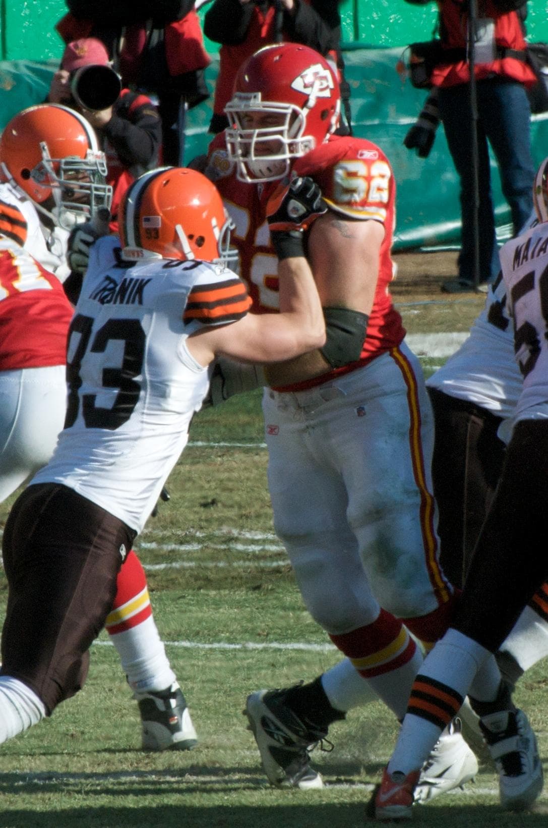 Celebrities Born in 1983 | List of Famous Men & Women Born in 1983