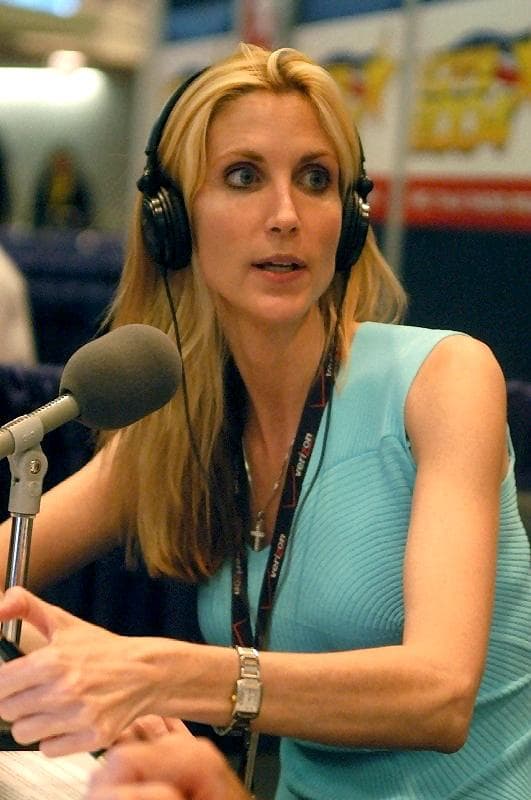 Childless Celebrities | List of Famous People Without Children