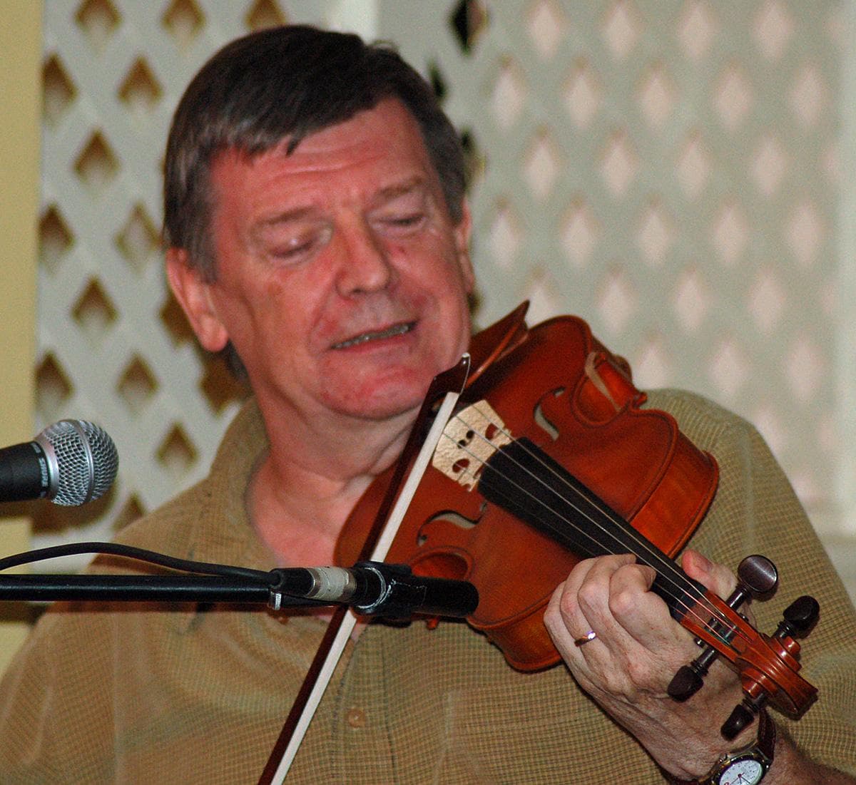 Famous Male Fiddlers | List of Top Male Fiddlers