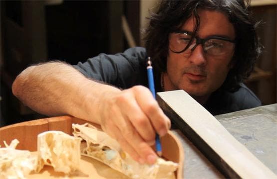 Famous Luthiers | List of the Top Well-Known Luthiers