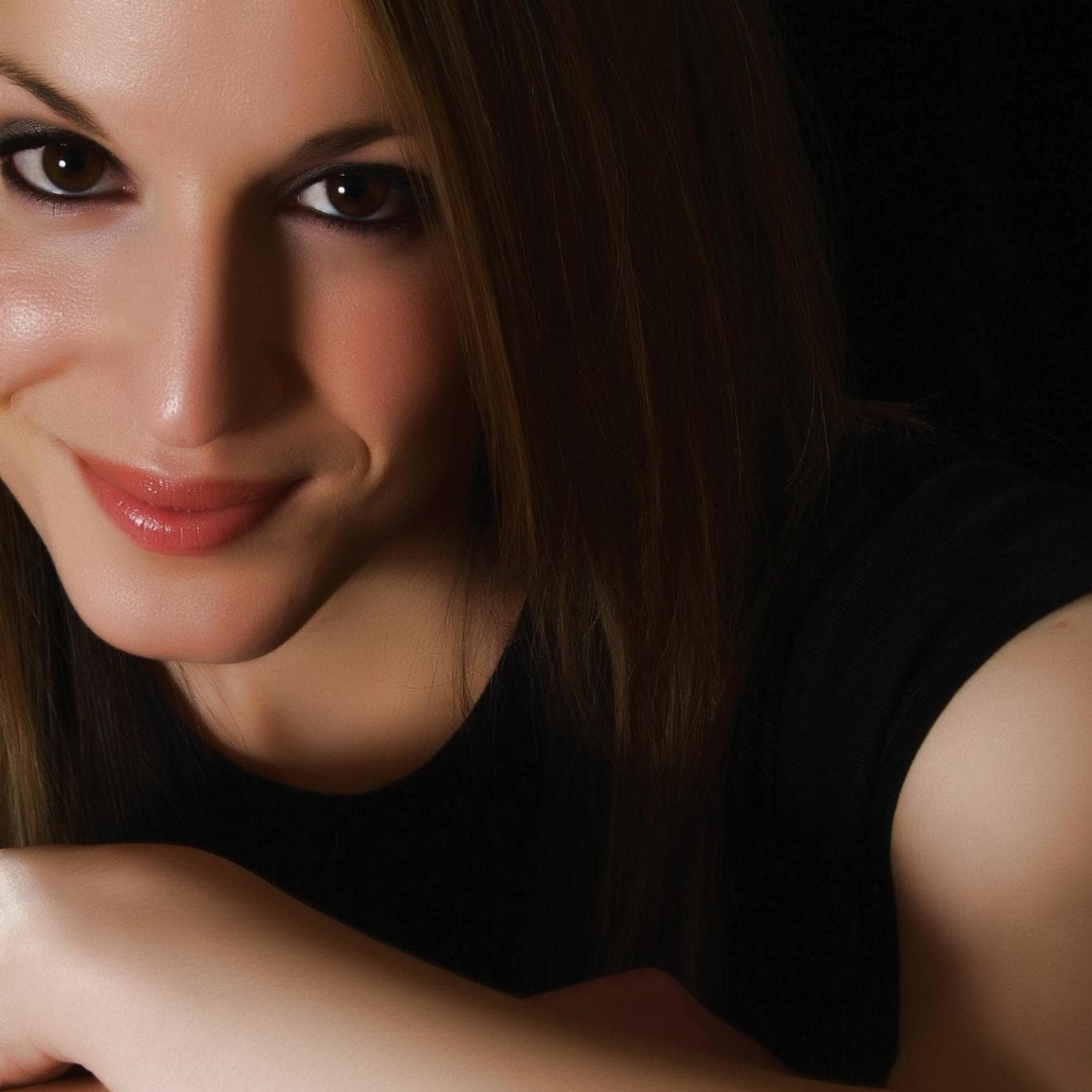 Famous Singers from Wales | List of Top Welsh Singers