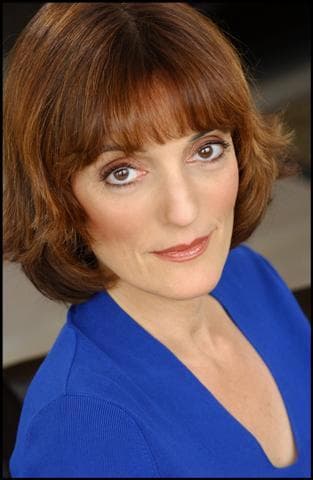 Famous Female Presenters | List of Top Female Presenters