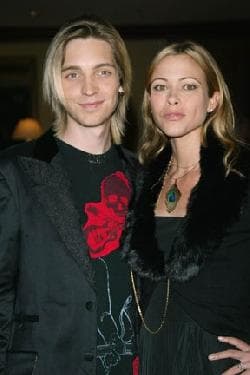 Famous Male Songwriters | List of Top Male Songwriters