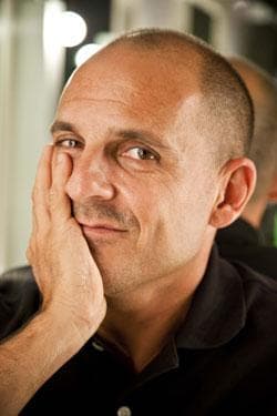 Best Australian Comedians | List of Funniest Aussie Comics