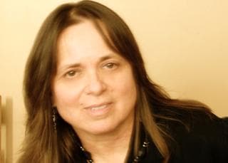 Famous Essayists | List of the Top Well-Known Essayists