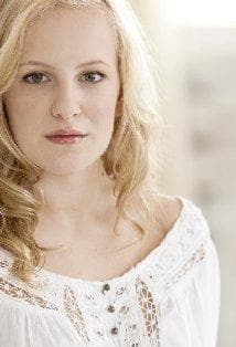 Celebrities Born in 1995 | List of Famous Men & Women Born in 1995