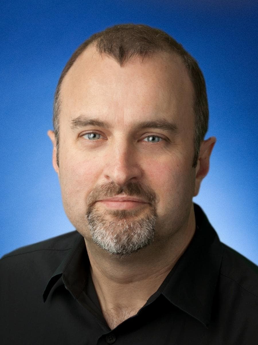 Famous Computer Science Majors | Celebrities Who Majored in Computer ...