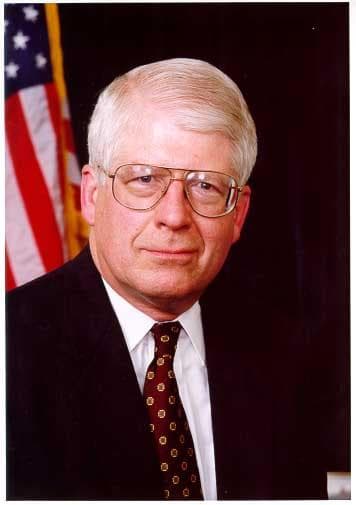 Celebrities Born in 1940 | List of Famous Men & Women Born in 1940