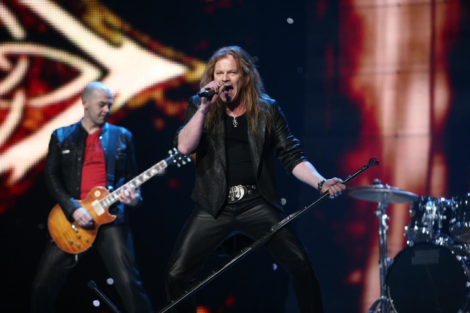 Famous Singers from Iceland | List of Top Icelandic Singers