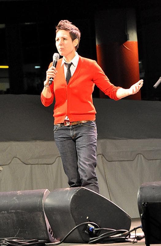 Famous Female Comedians | List of Top Female Comediennes