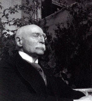 Famous Historians from France | List of Top French Historians