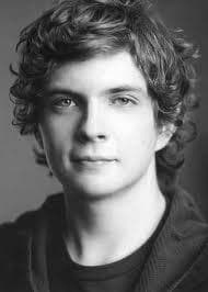 Celebrities Born in 1988 | List of Famous Men & Women Born in 1988