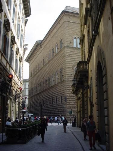 Famous Bankers from Italy | List of Top Italian Bankers