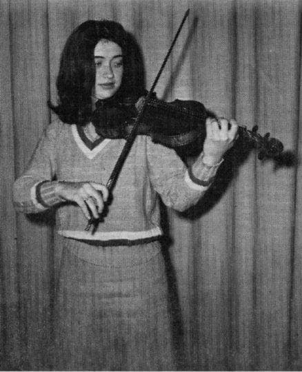 Famous Female Violists | List of Top Female Violists