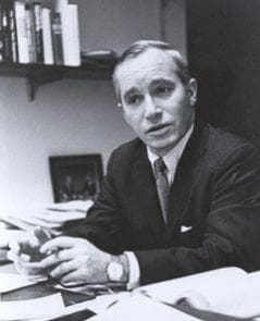 Famous Newscasters | List of the Top Well-Known Newscasters