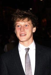 Celebrities Born in 1992 | List of Famous Men & Women Born in 1992