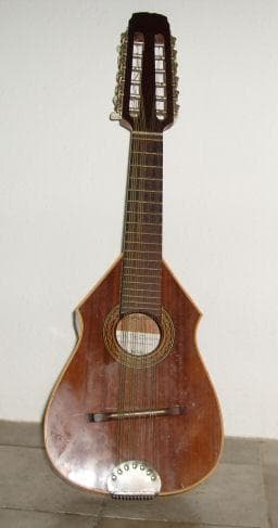The Plucked String Instrument: List of Musical Instruments in the ...