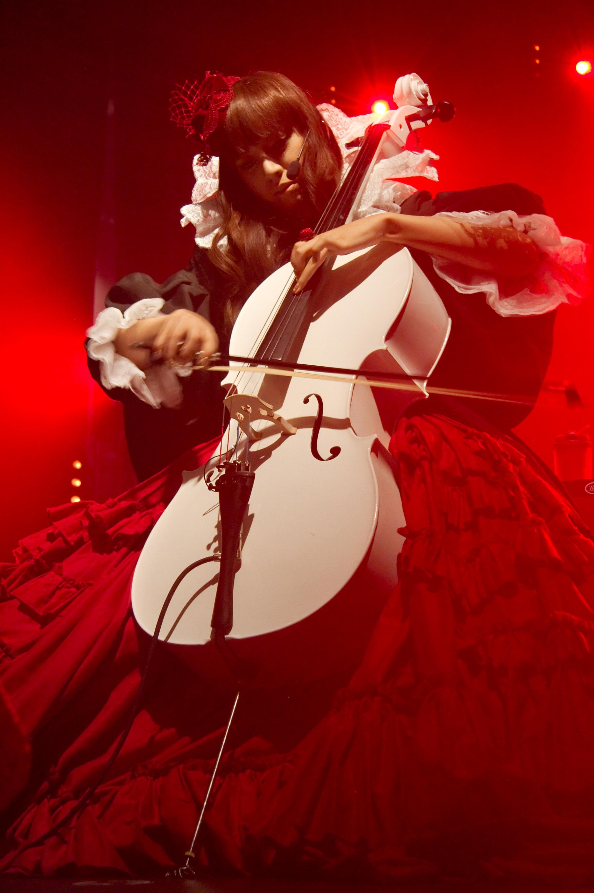 Neoclassical Bands: List of All Neoclassical Artists and Groups (50 Items)