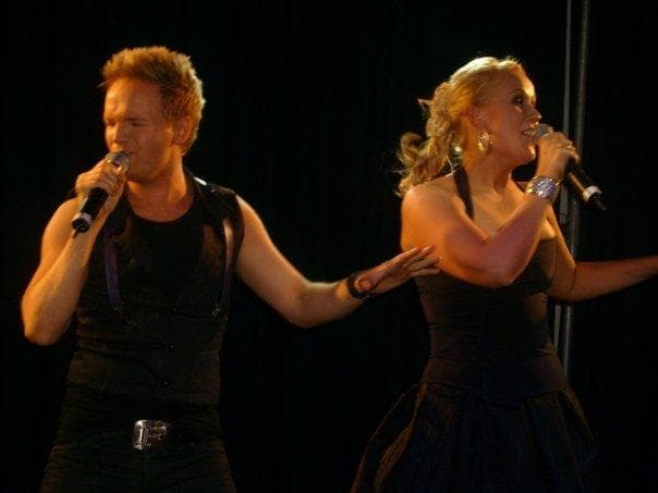 Famous Singers from Iceland | List of Top Icelandic Singers