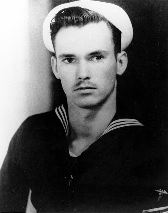 Famous Male Sailors | List of Top Male Sailors