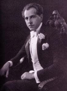 Famous Escapologists | List of the Top Well-Known Escapologists